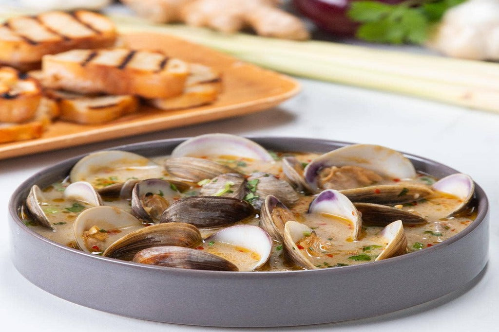White Manilla Clams (2lb) – P&N Foodservice